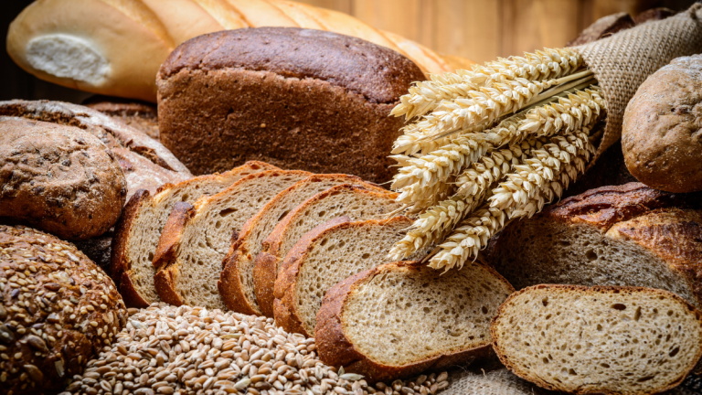 Is Sourdough or Whole Wheat Better for Your Gut? | The Health Insider